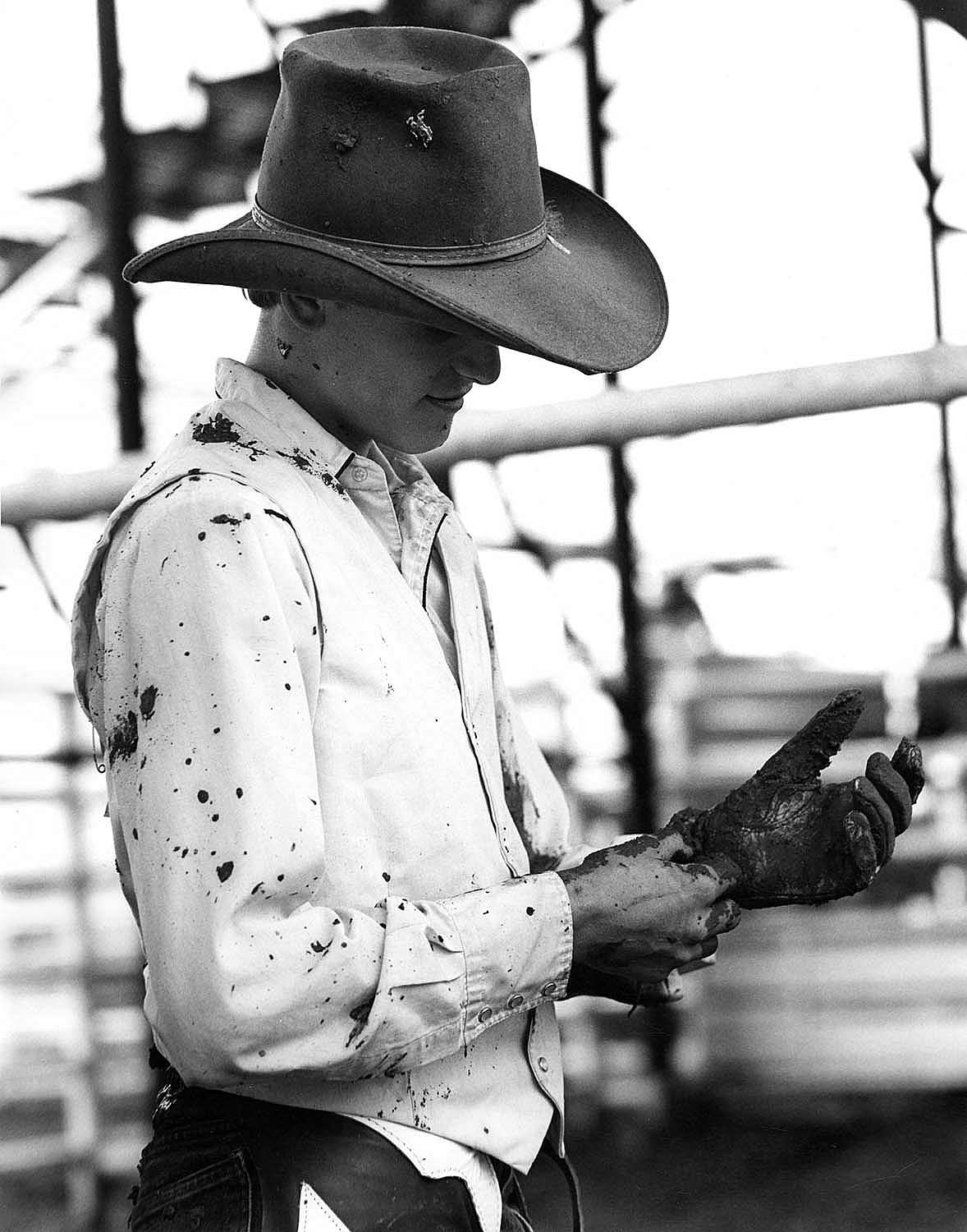James Bama's Photographs: Portraits of the West - Exhibition