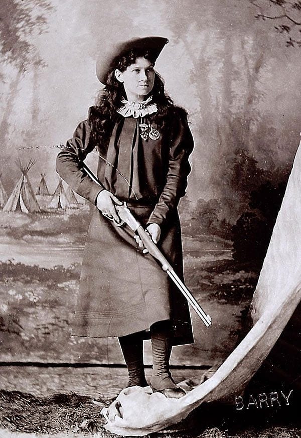 Annie Oakley Biography at Buffalo Bill Center of the West