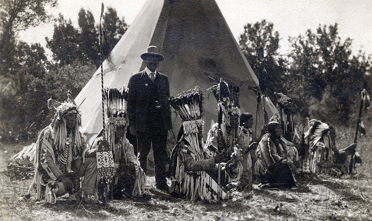 Plains Indian Museum: Buffalo and the People Gallery - Center of the West