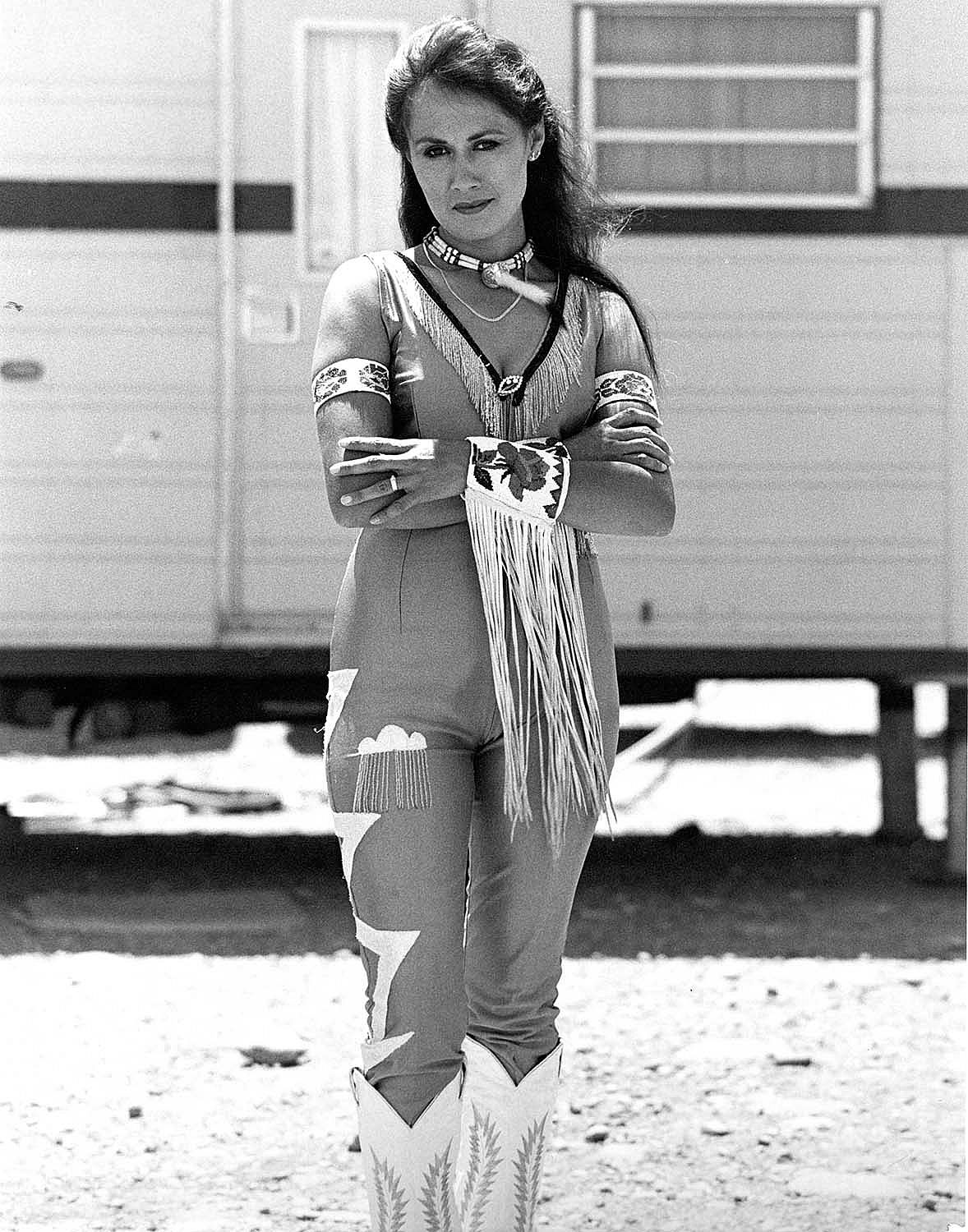 James Bama's Photographs: Portraits of the West - Exhibition
