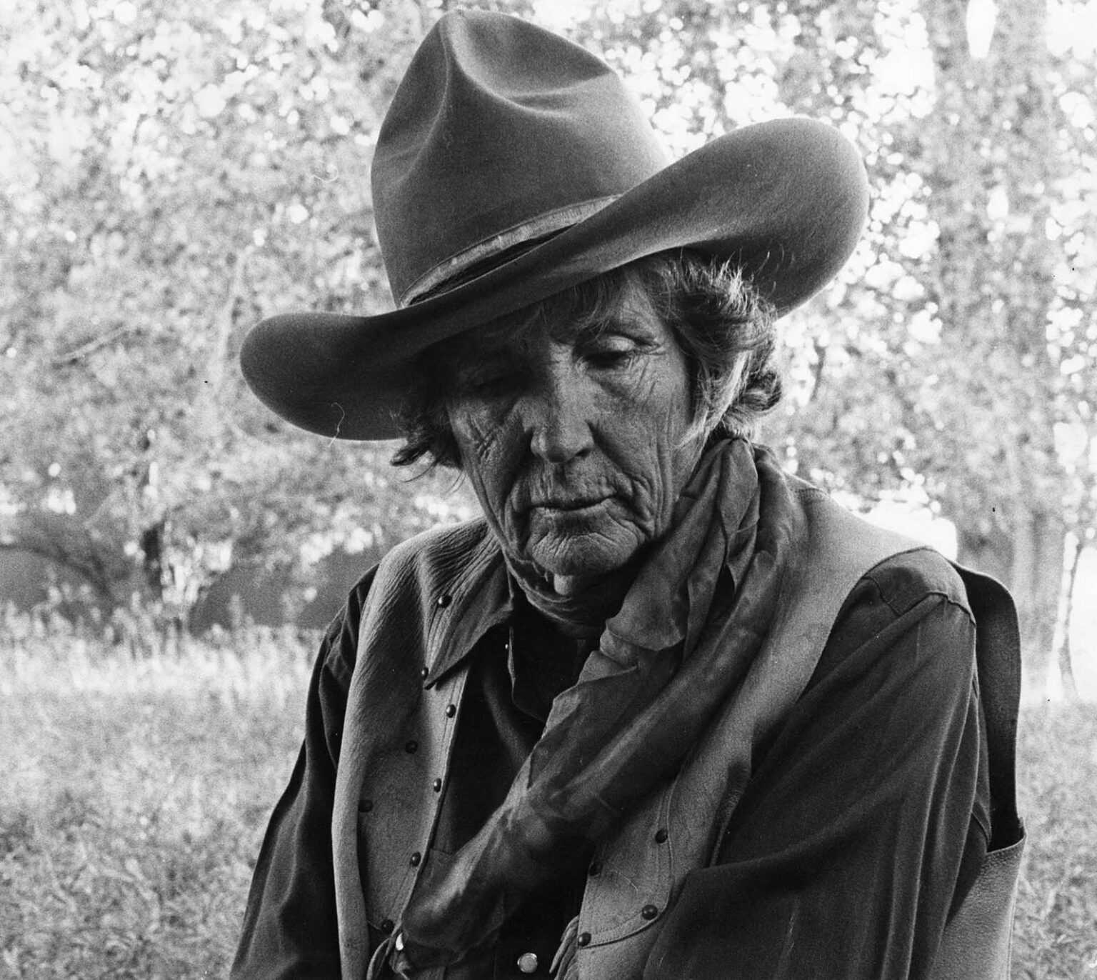 Points West: Exhibition Explores Photos by Artist James Bama